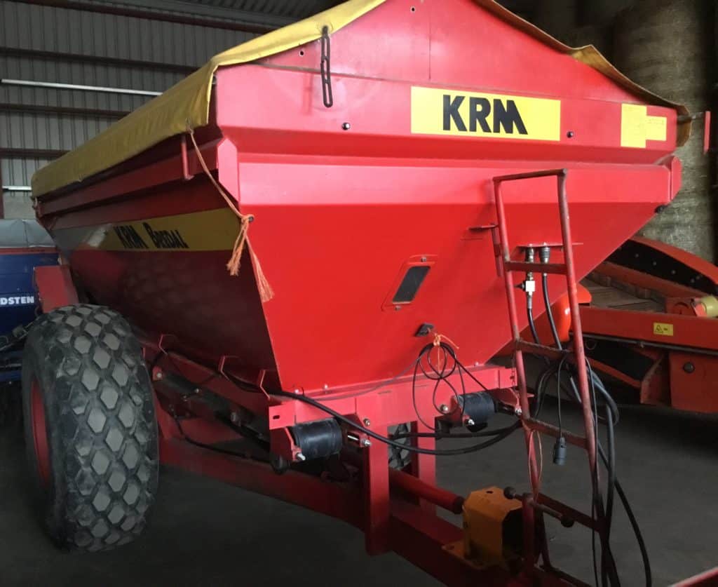 KRM breadle Spreader | Barrett Machinery