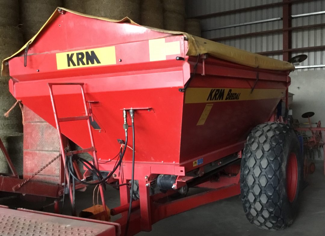 KRM breadle Spreader | Barrett Machinery