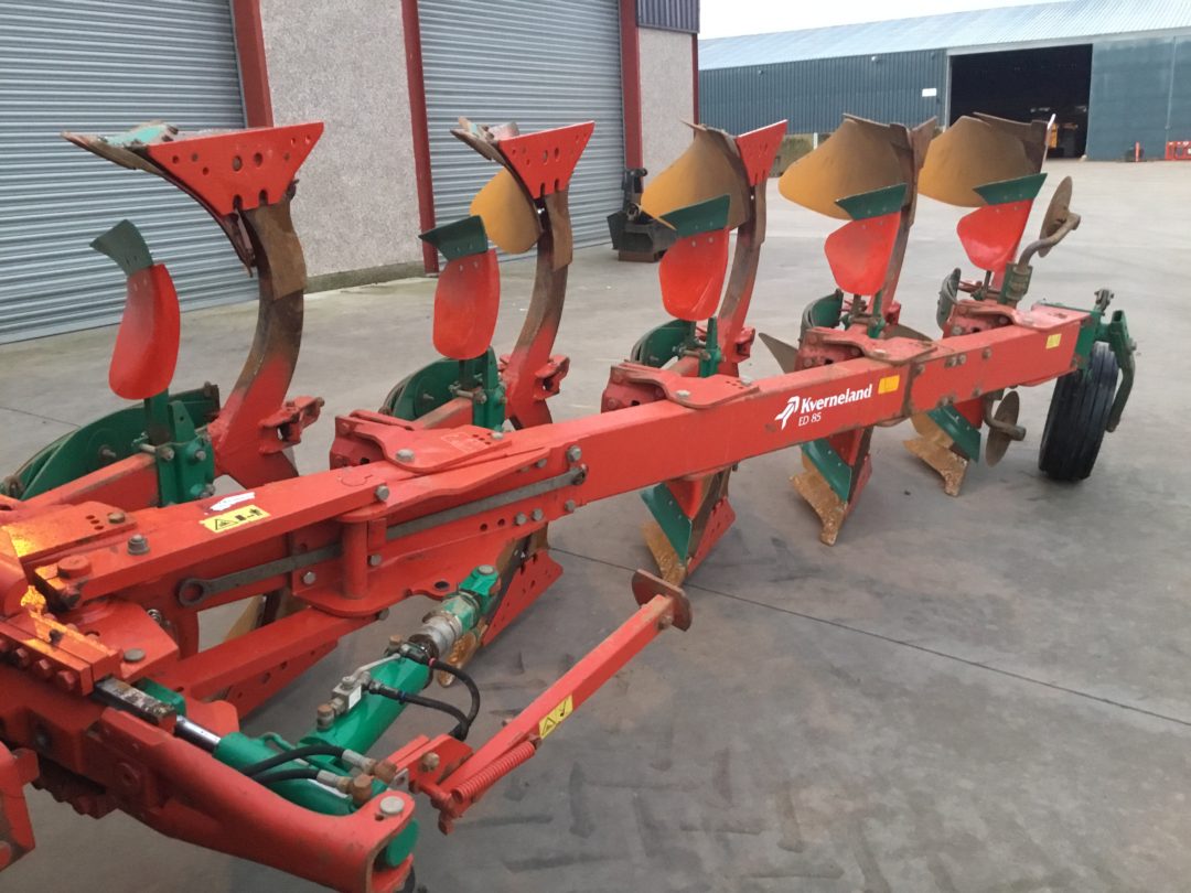 Kverneland plough | Barrett Machinery