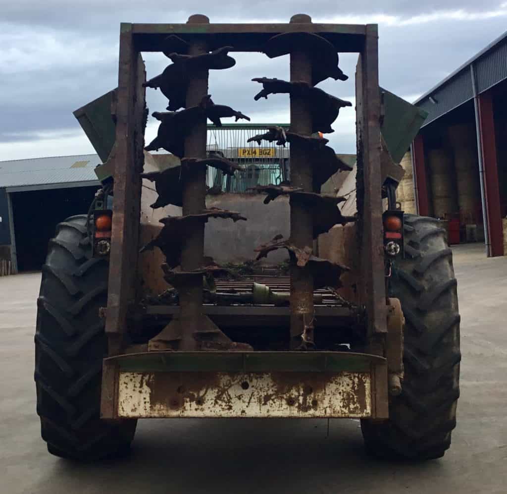 ECE 10 Tonne dung Spreader | Barrett Machinery
